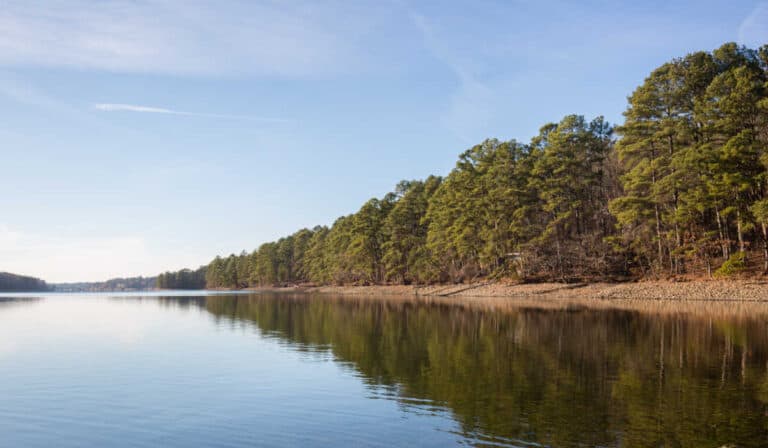 Visiting Arkansas' Lake Hamilton - Complete Guide