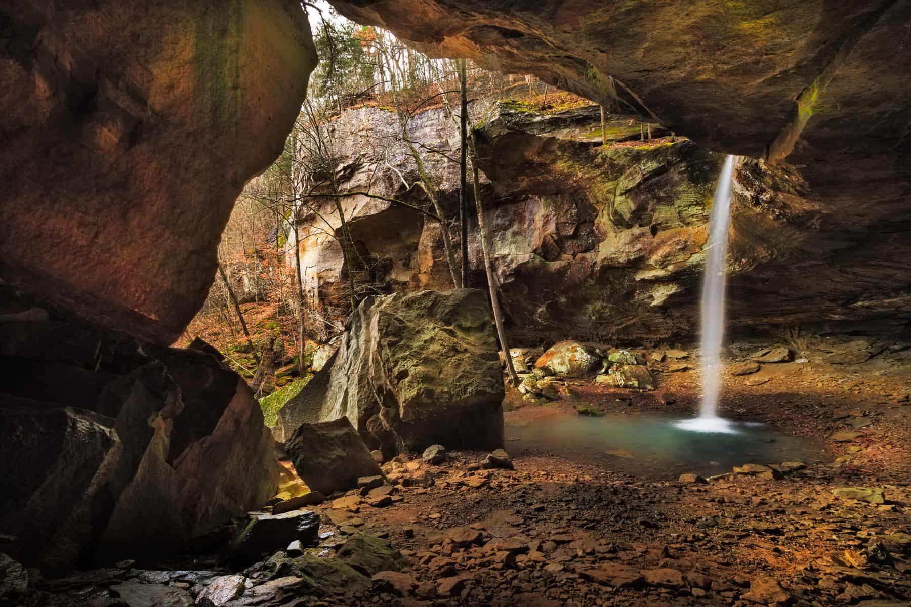Waterfalls of the Ozarks (Best Waterfall Hikes & Trails)